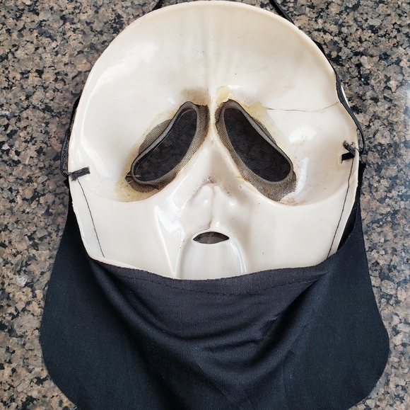 Scream | Other | Vtg Rare Scream Ghost Face Mask No Hood Easter ...